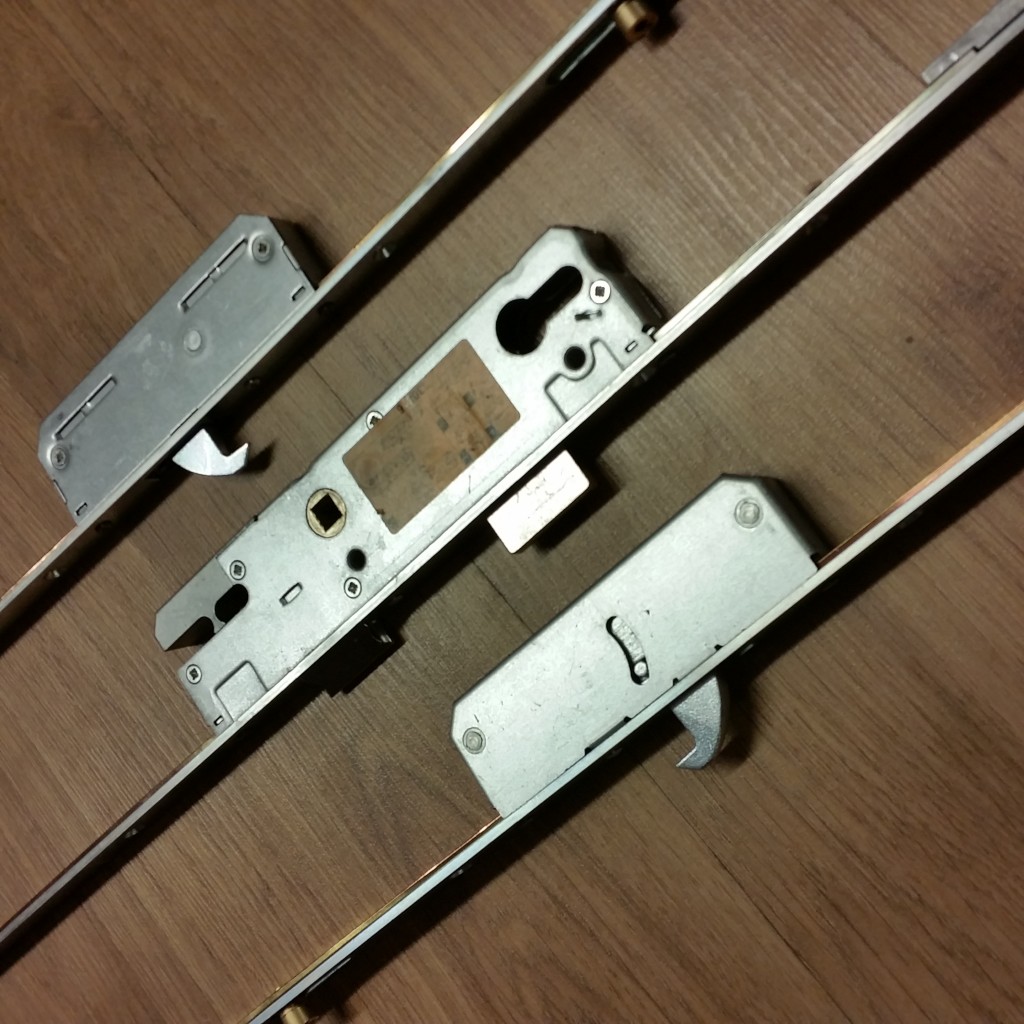 KFV Latch&deadbolt 2hook 2roller T570 B570 (KFV4) – King Solutions – UK ...