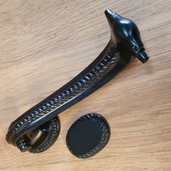 Lambs Tail/Scroll Black (KN06) – King Solutions – UK Door Locks