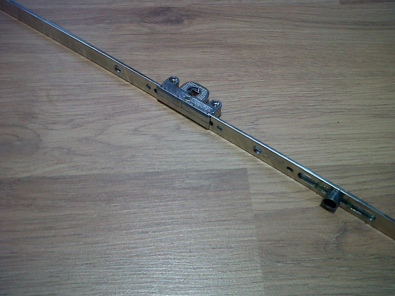 Face fixed (hinges visible) – King Solutions – UK Door Locks