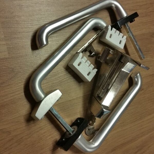 --Fuhr Infront Hardware: - King Solutions - UK Door Locks