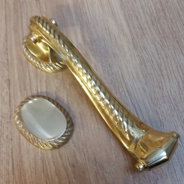 Lambs Tail/Scroll Brass (KN06br) – King Solutions – UK Door Locks