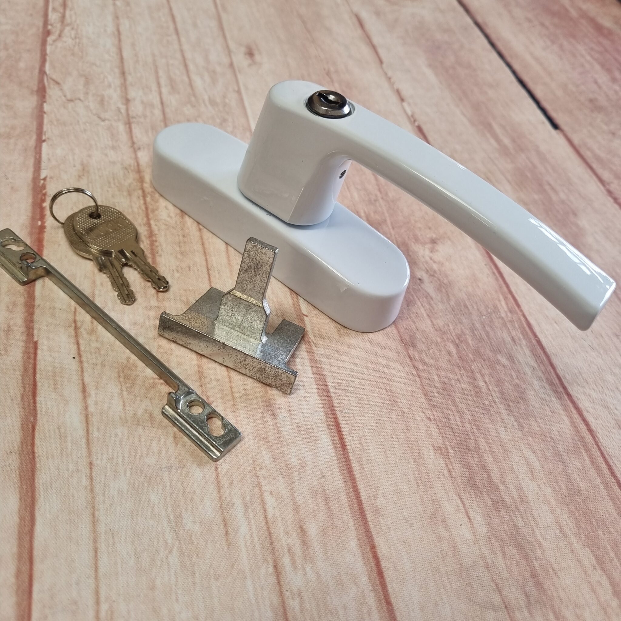 Macanri MULTI – Standard Locking Handle White (c/w Siegenia Lm4200 ...