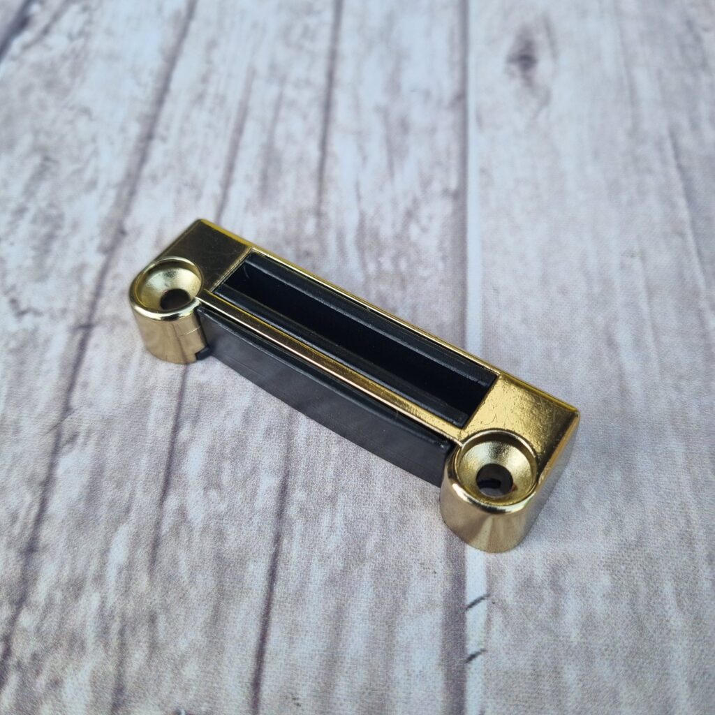 Timber Window Handle Keep Slim Brass (HAN49p) - King Solutions - UK ...