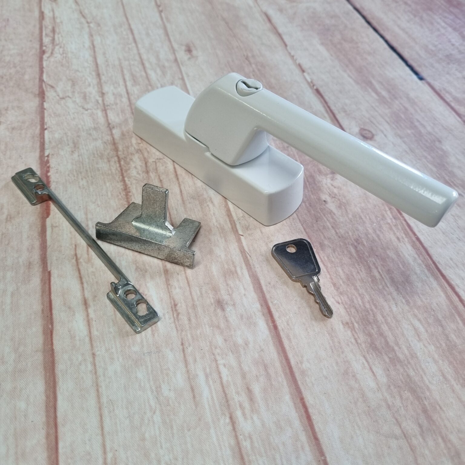 Macanri MULTI- TBT Locking Handle White (c/w Roma/Savio Blade ...