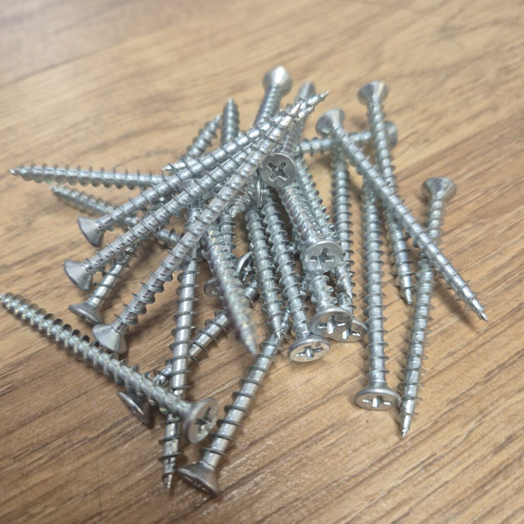 4.3 X 40 PVC Gimlet Point Screw( Box of 1000) (giml6) - King Solutions ...